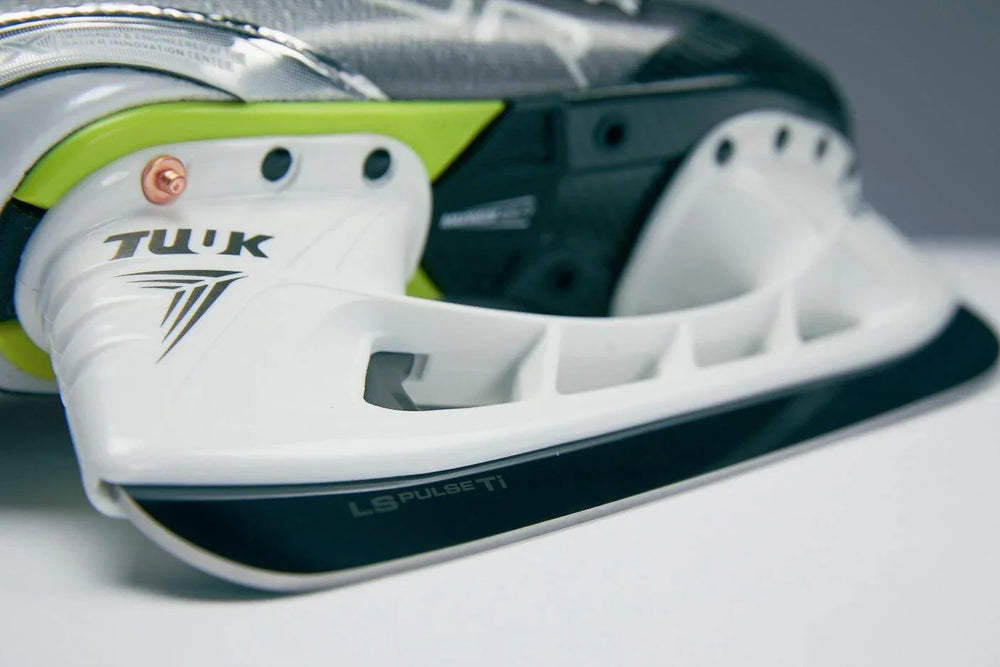 Vapor Hyperlite Pulse TI Hockey Skates - Intermediate – Sports Excellence